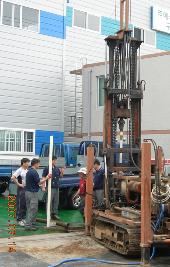 케이싱 설치 – (주)동아지반 – DongA-Geovan